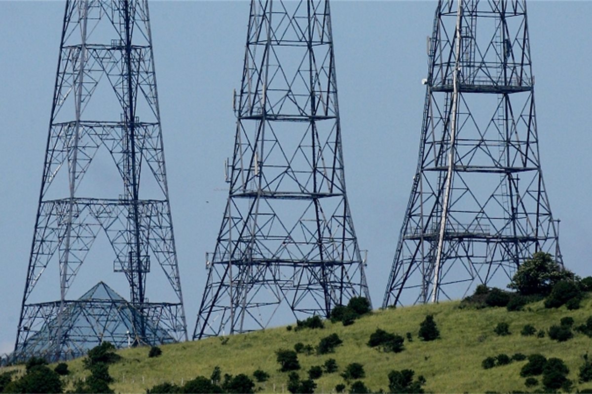 UK Government announces £1bn plan to 'solve' poor mobile coverage