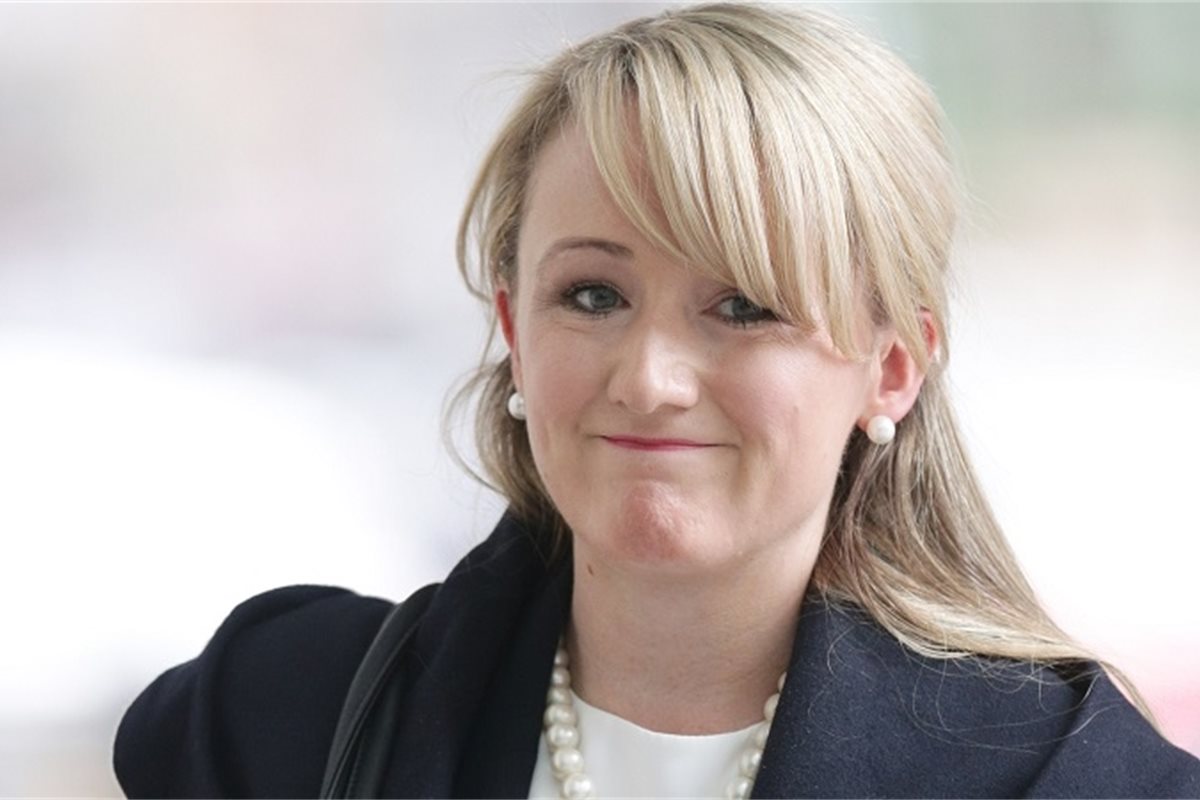 Rebecca Long's Instagram, Twitter & Facebook on IDCrawl