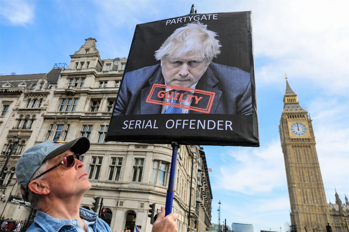 The Ministerial Code: In Context