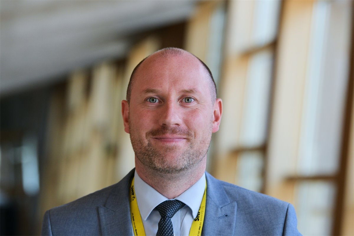 Neil Gray faces 'significant fall in hospital productivity' in new ...