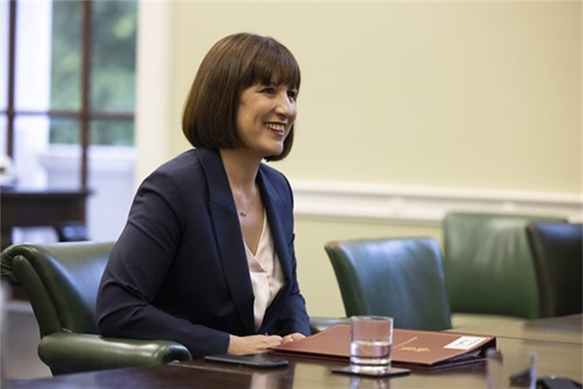 Chancellor Rachel Reeves vows to 'fix foundations of economy'