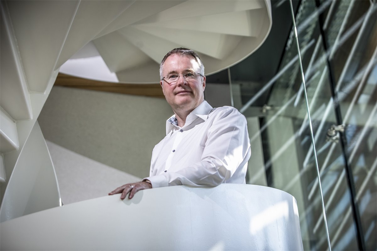 Professor Mark Parsons: Supercomputers, AI and the dangers of a digital ...