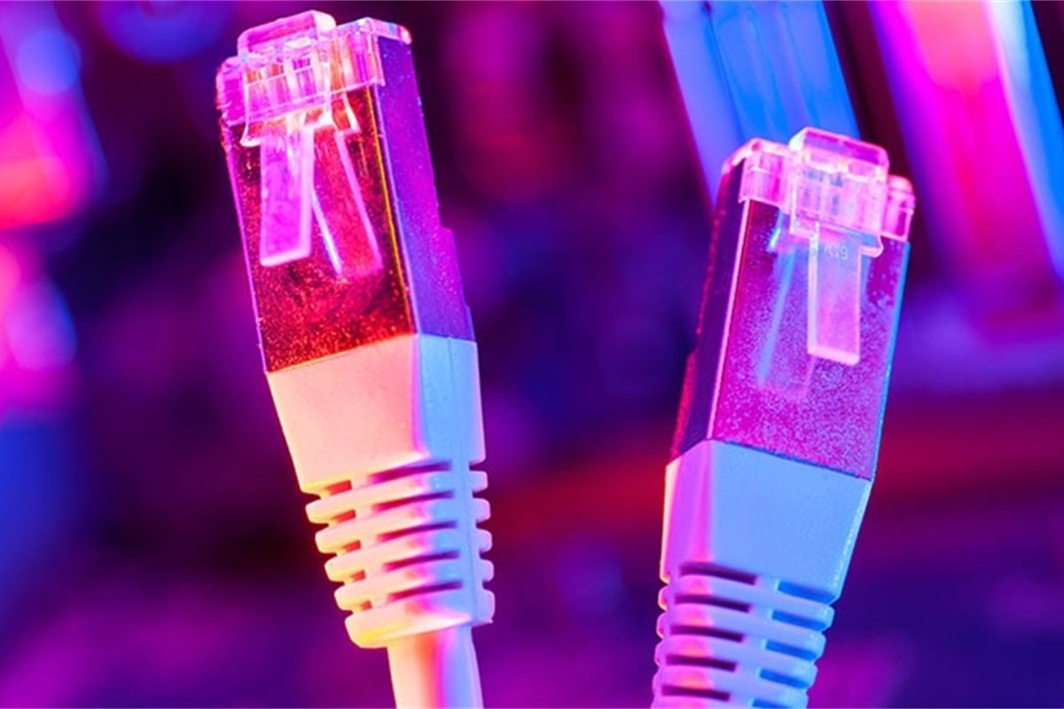 Holyrood | UK Government offers £190m for public sector to install full ...